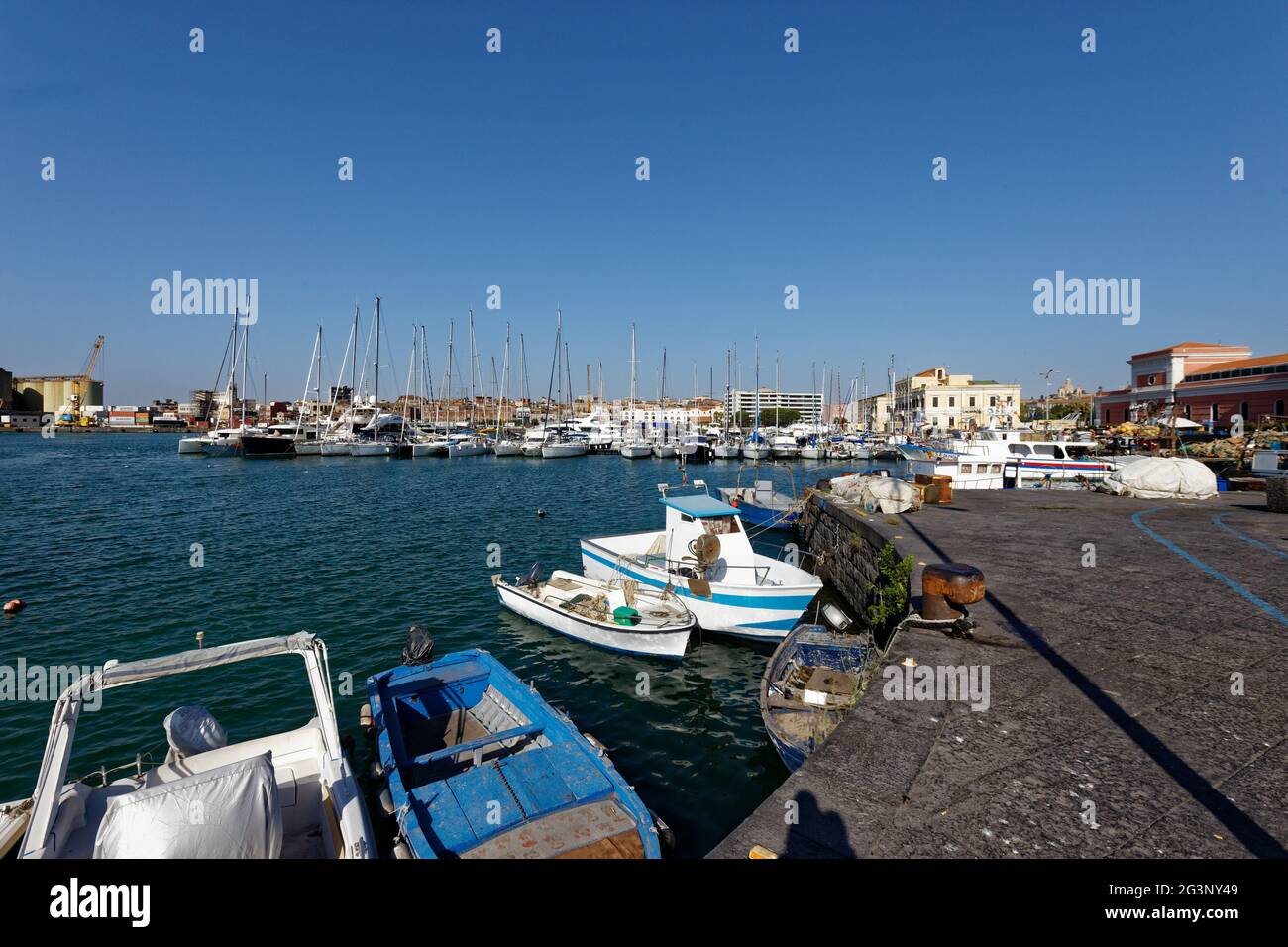 Porto di Catania - Italy Sicily Stock Photo - Alamy