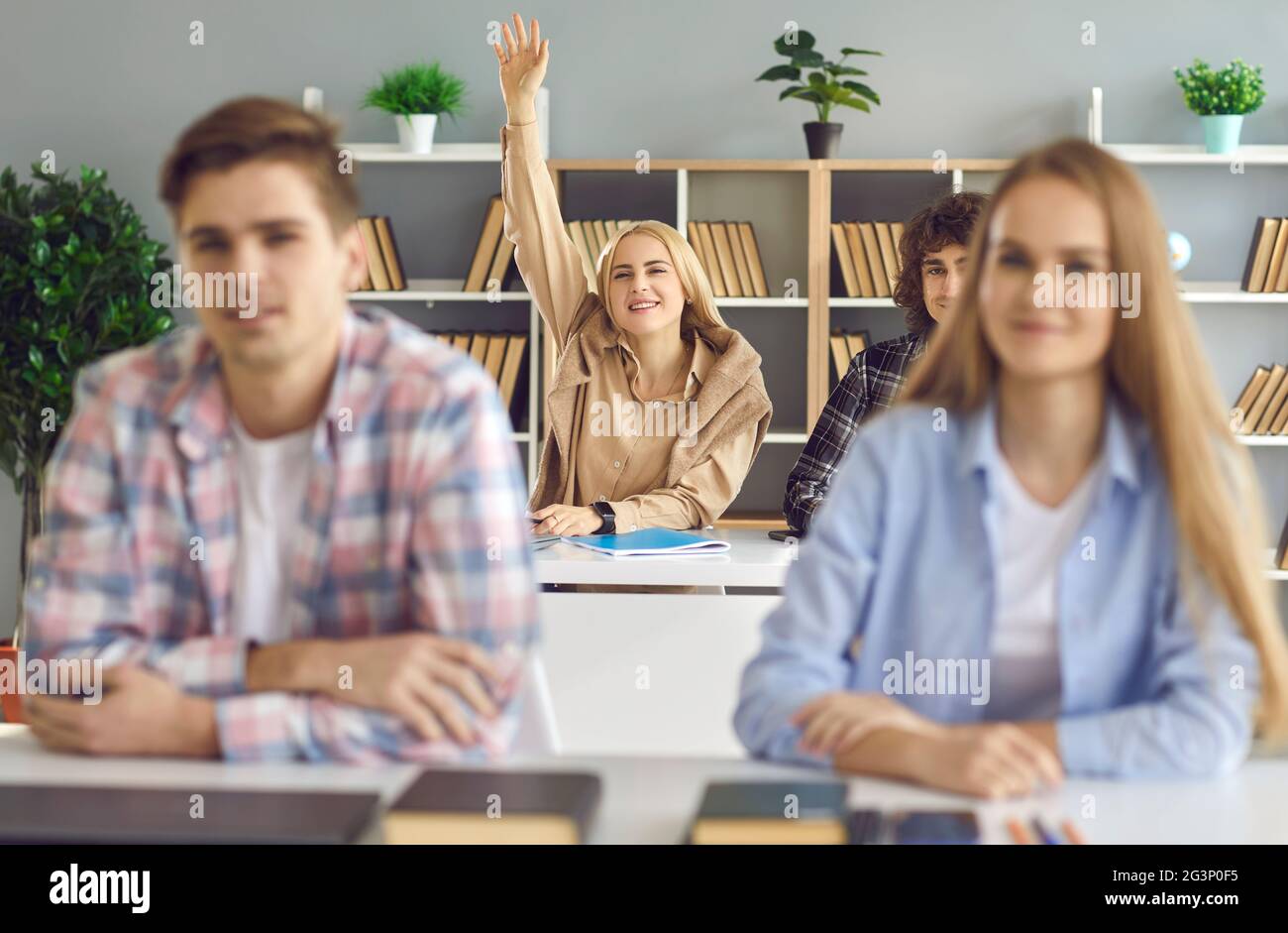 High school class discussion hi-res stock photography and images - Alamy