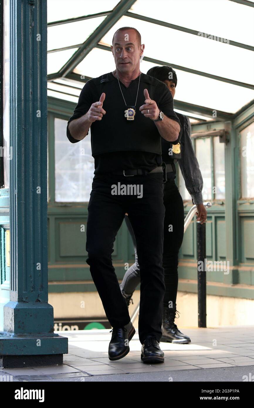 New York - NY - 20210513 Danielle Mone TruittChristopher Meloni and ...