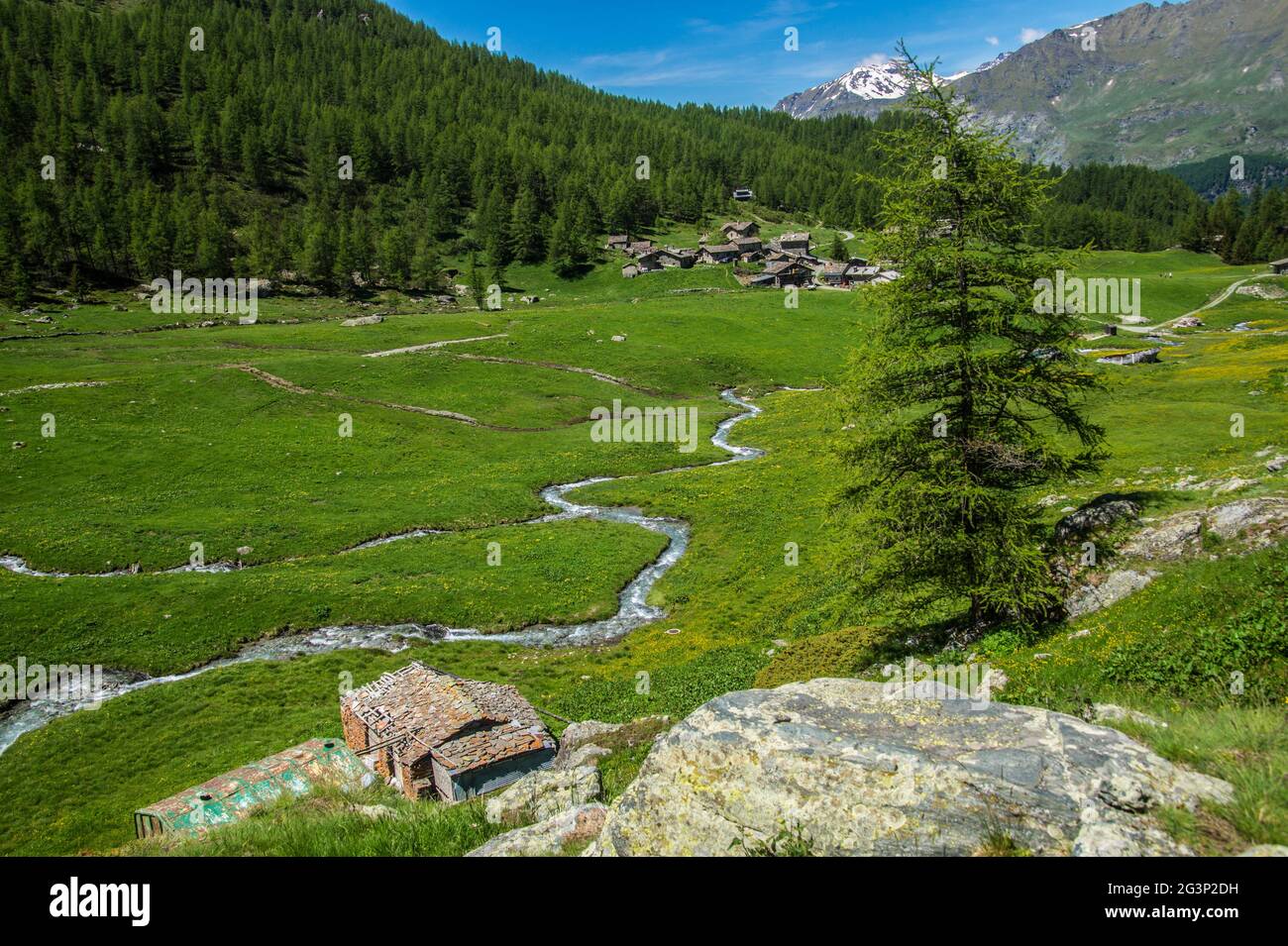 Landscape of italian alps Stock Photo - Alamy