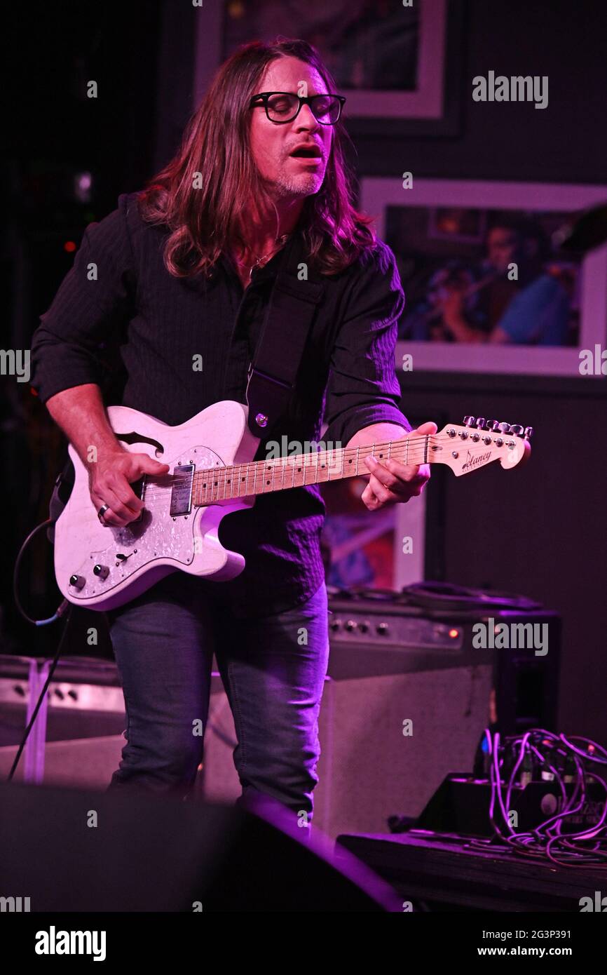 Miami - FL - 20210504 Josh Garrett performs live on stage at The Funky ...