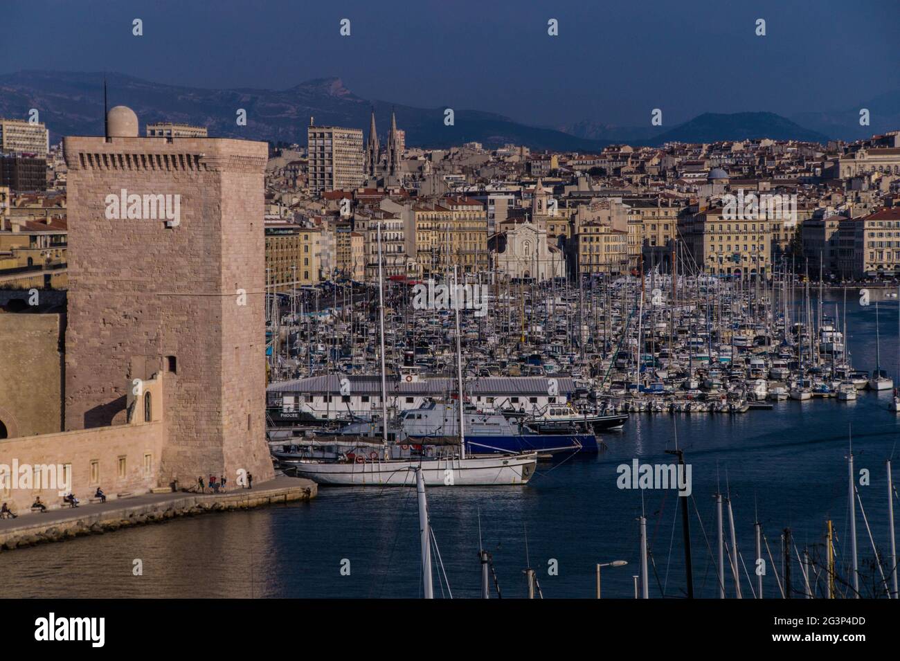 Old port and fort of marseille Stock Photo - Alamy
