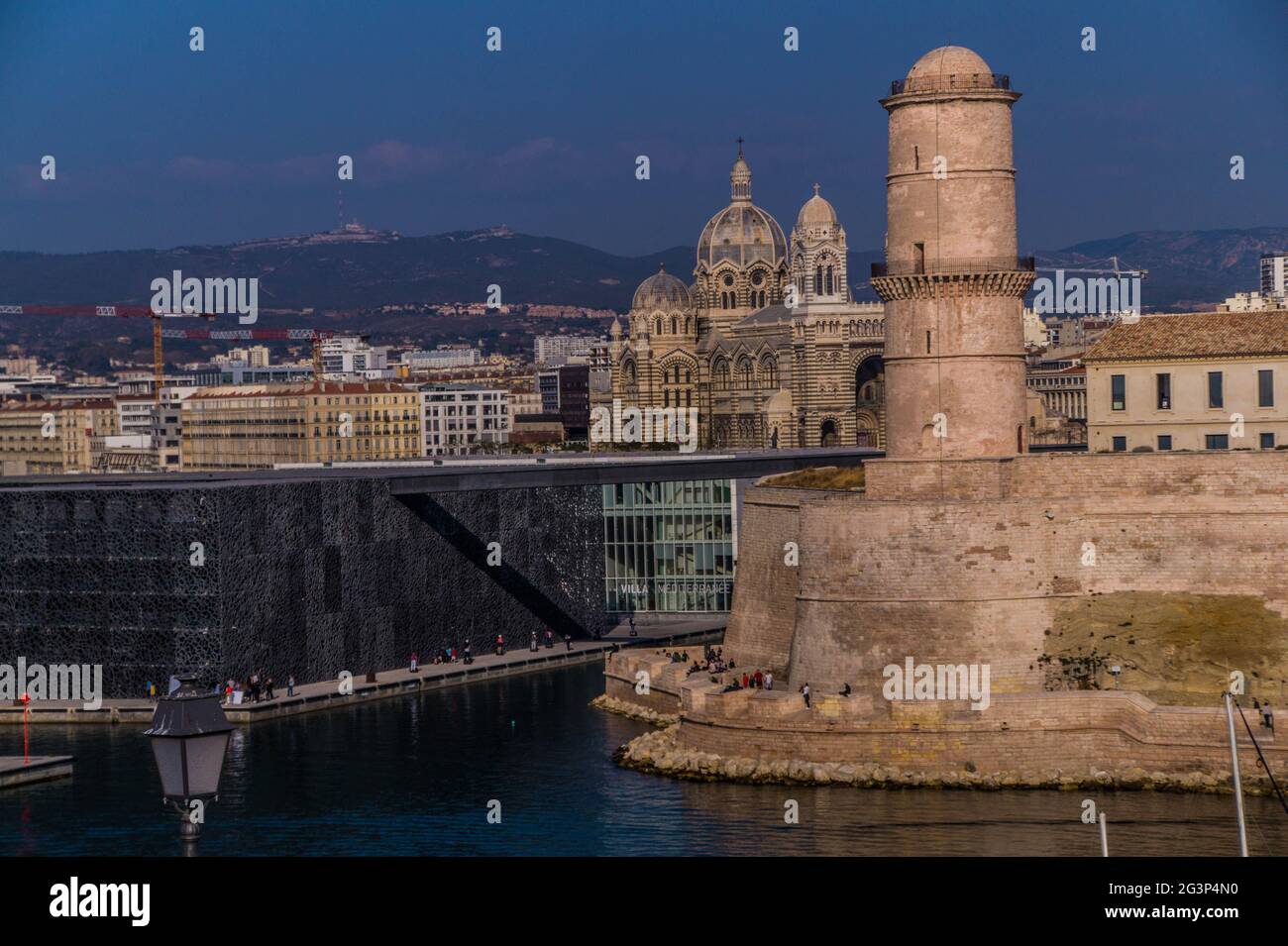 Old port and fort of marseille Stock Photo - Alamy
