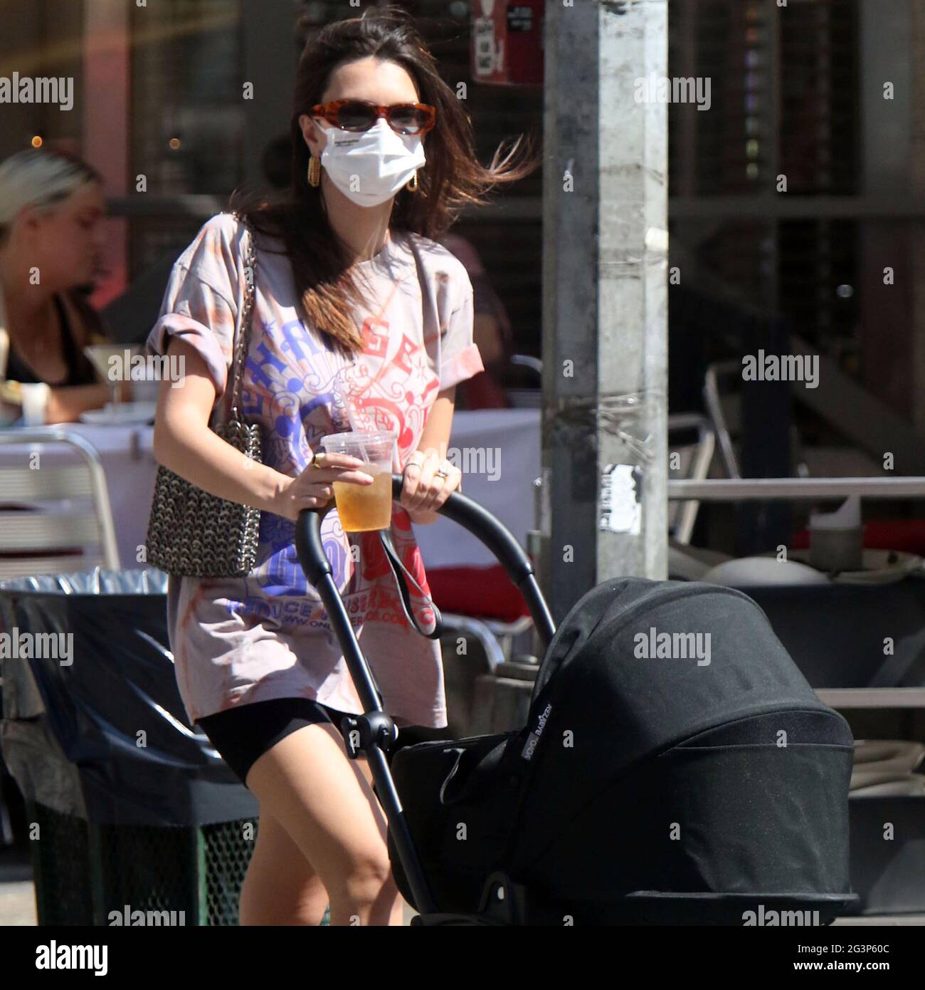 New York - NY - 20210519 - Emily Ratajkowski out with Son Sylvester ...