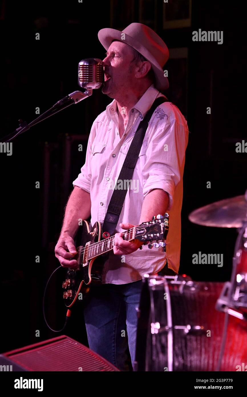 Boca Raton - FL - 20210430-Cowboy Mouth Performs at The Funky Biscuit ...