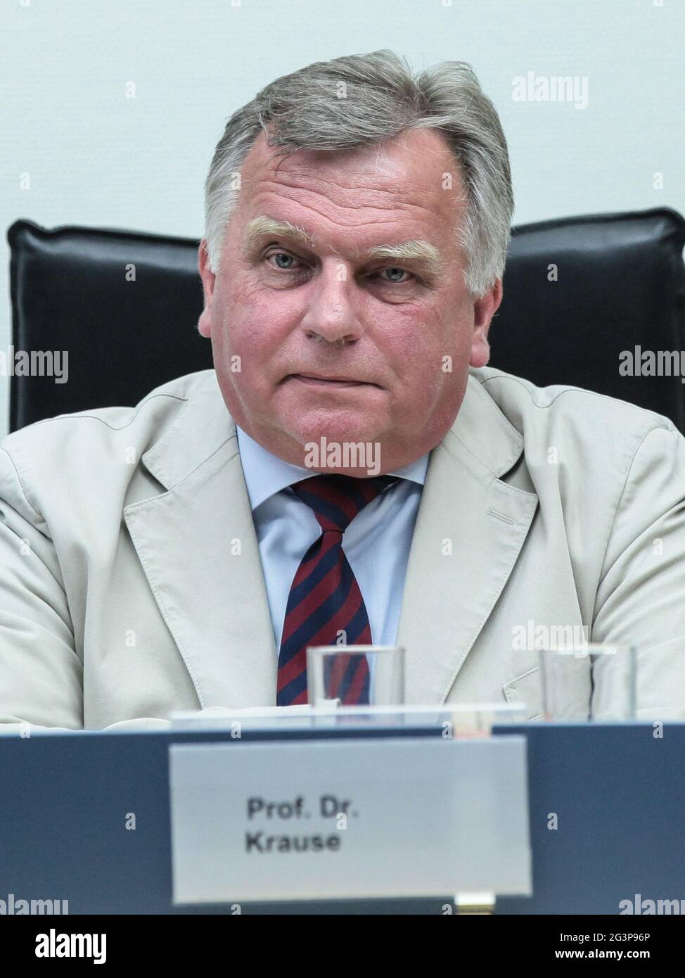 Prof dr krause hi-res stock photography and images - Alamy