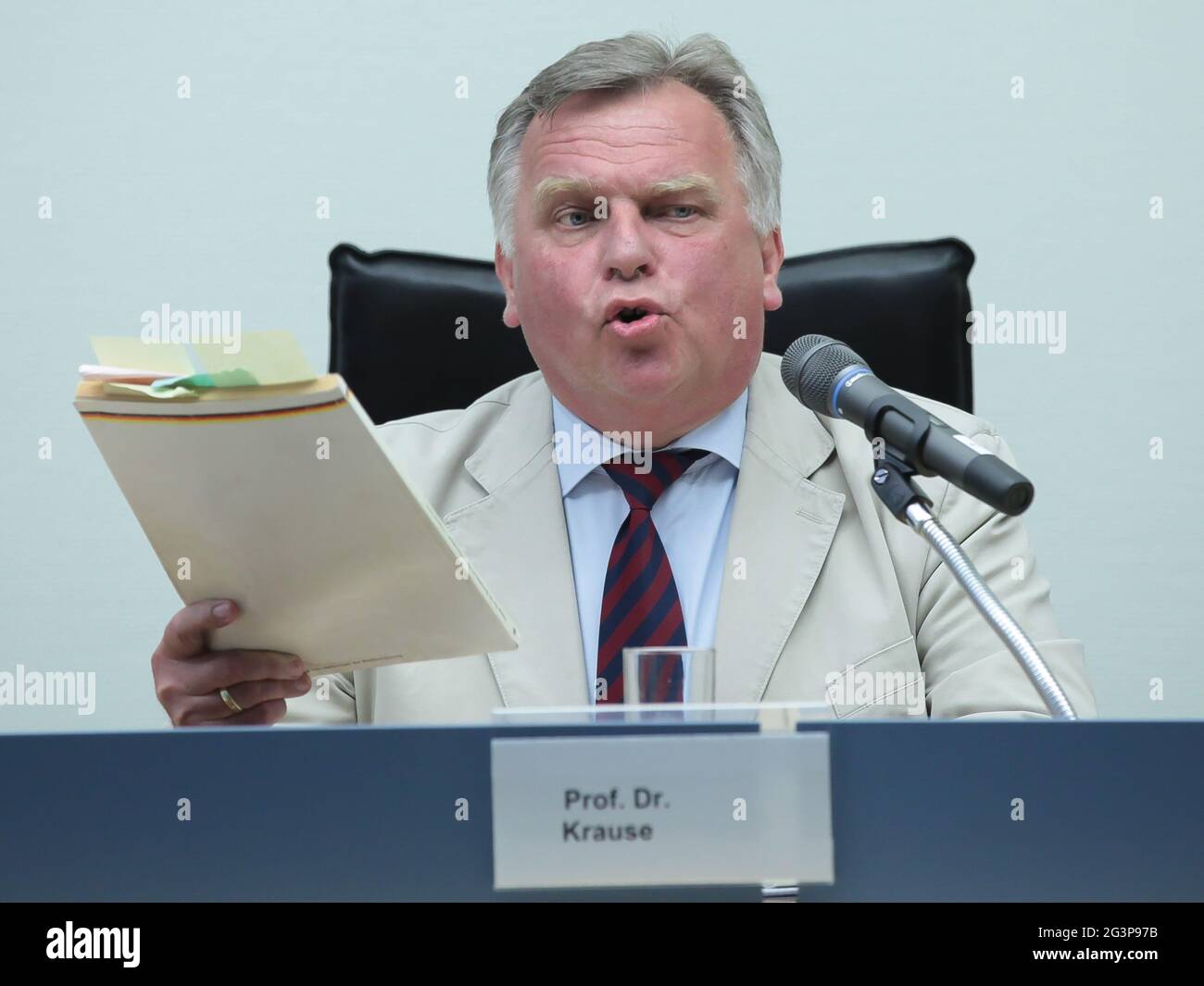 Prof dr krause hi-res stock photography and images - Alamy