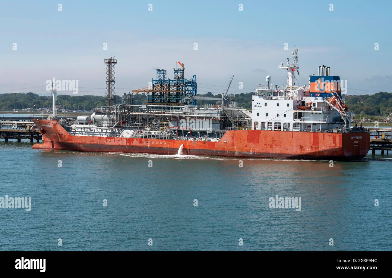 Lpg Tanker Uk High Resolution Stock Photography and Images - Alamy