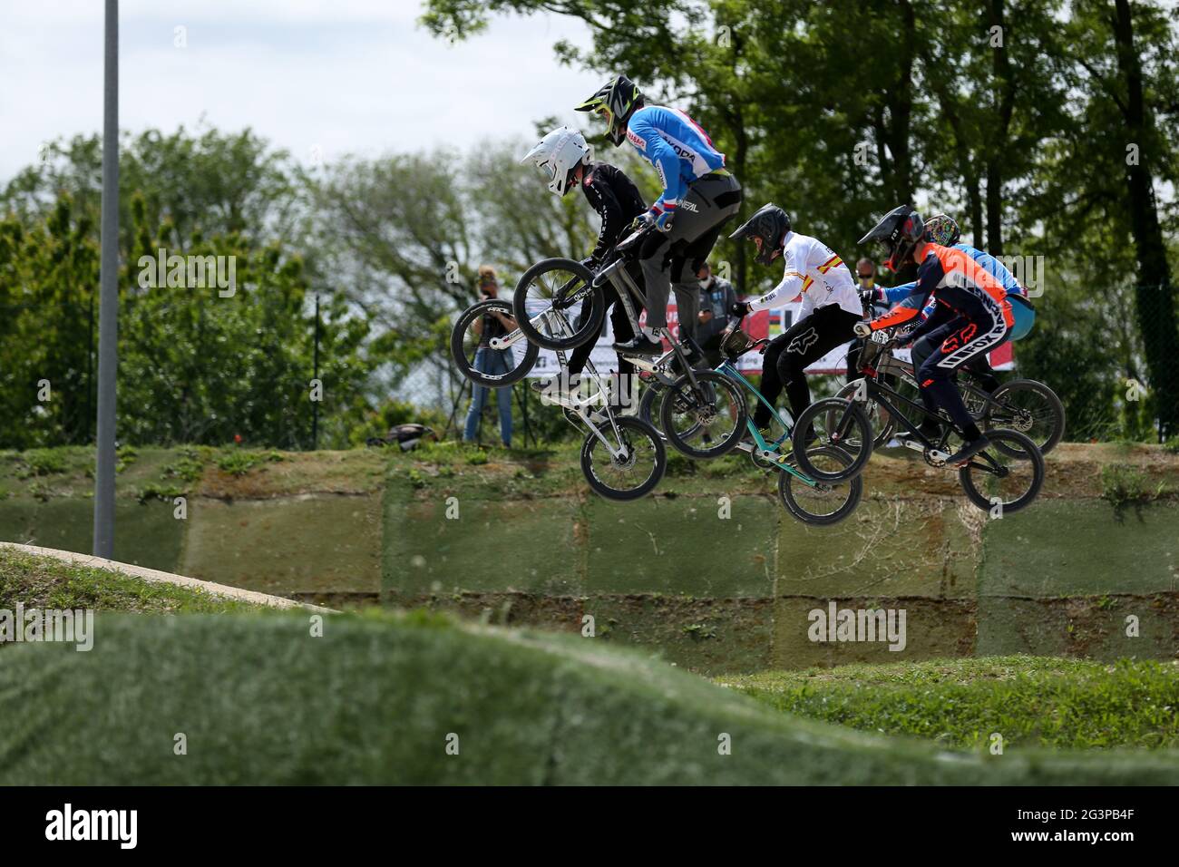 Men Junior riders compete in the UCI BMX Supercross World Cup Round 1 ...