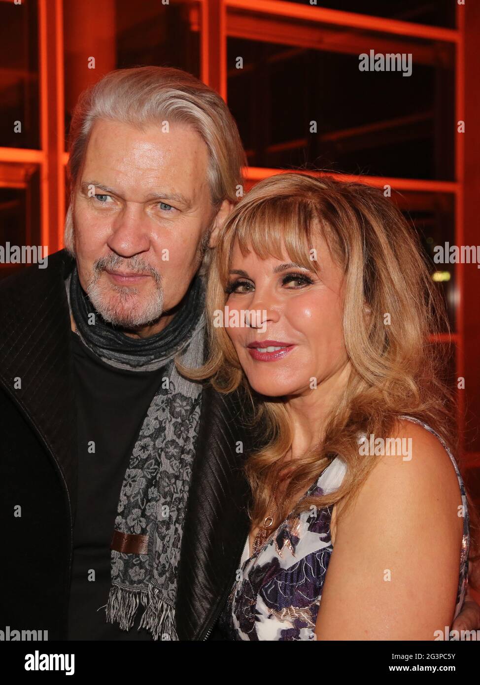 Eurovision johnny logan 1980 hi-res stock photography and images - Alamy