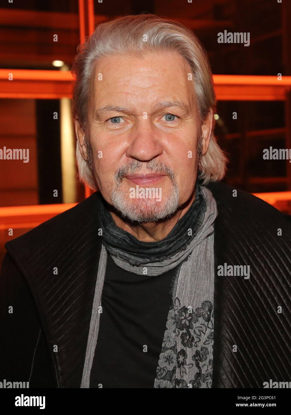 Johnny logan eurovision song contest hi-res stock photography and ...