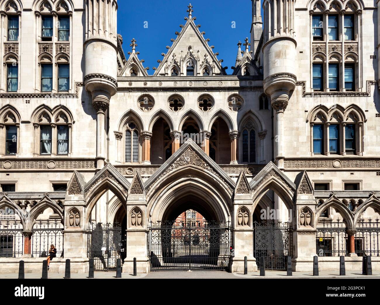 Royal victorian order hi-res stock photography and images - Alamy