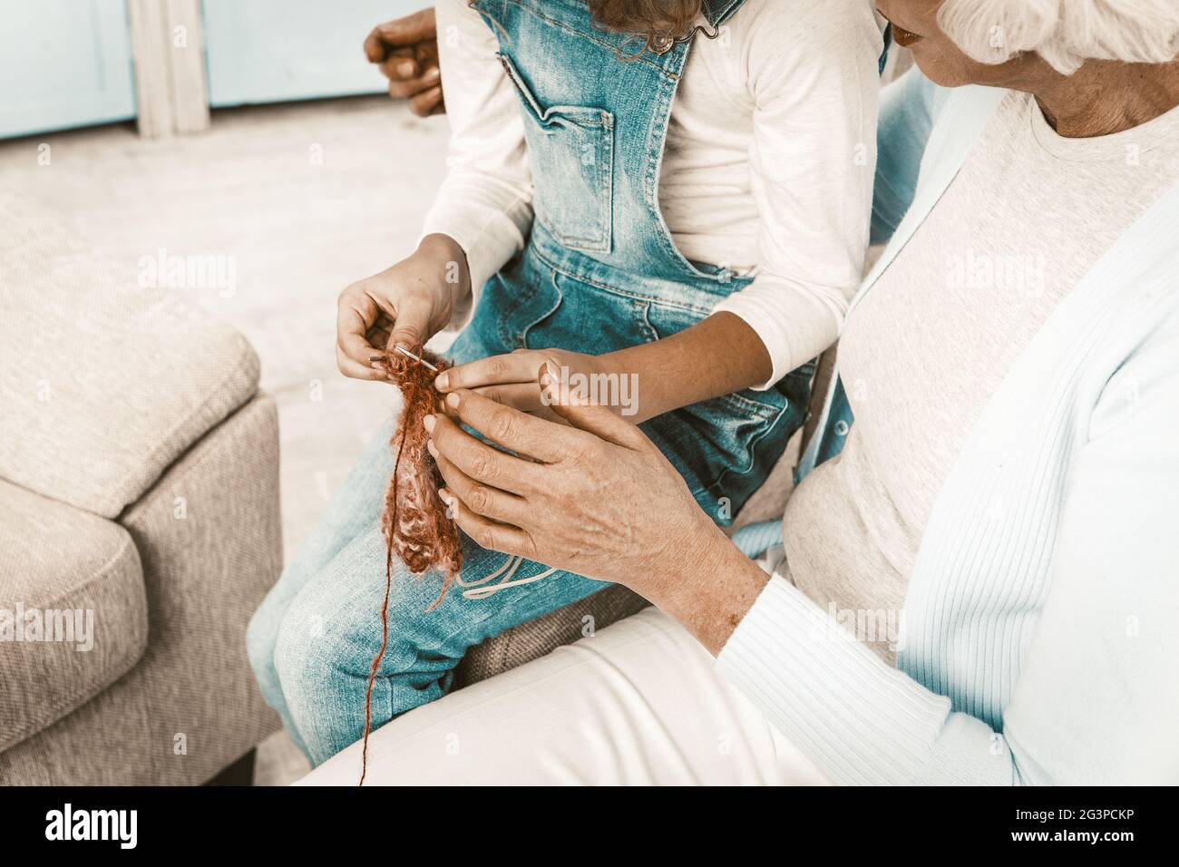 She knitting hi-res stock photography and images - Alamy