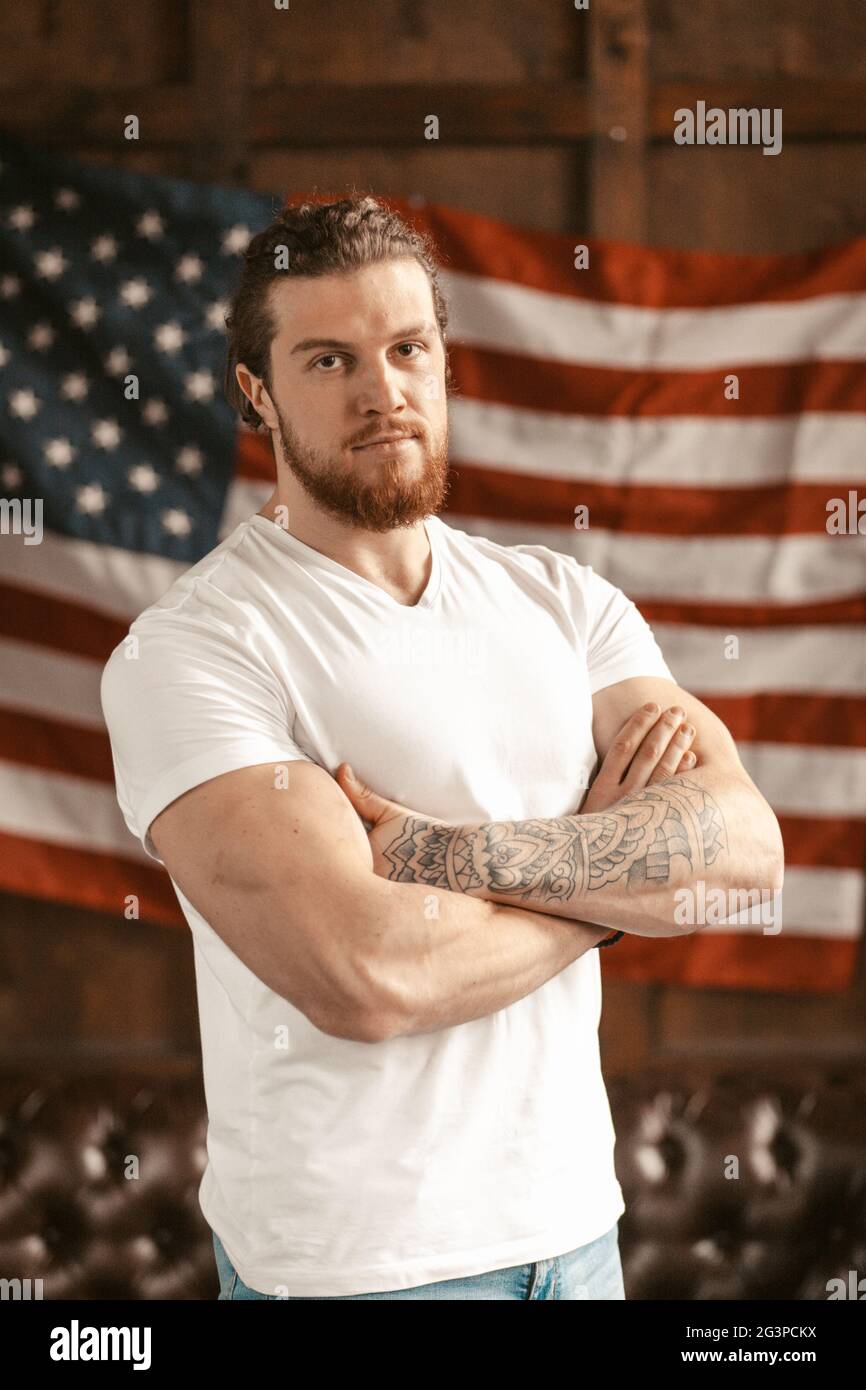 Standing flag hi-res stock photography and images - Alamy