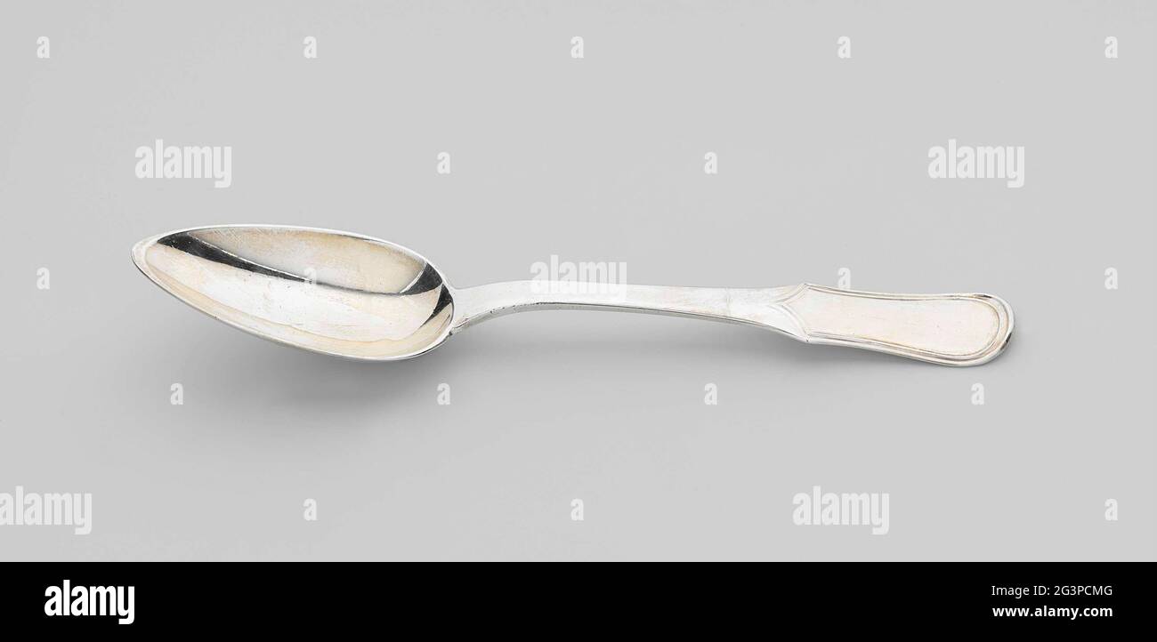 Silver spoon birth hi-res stock photography and images - Alamy