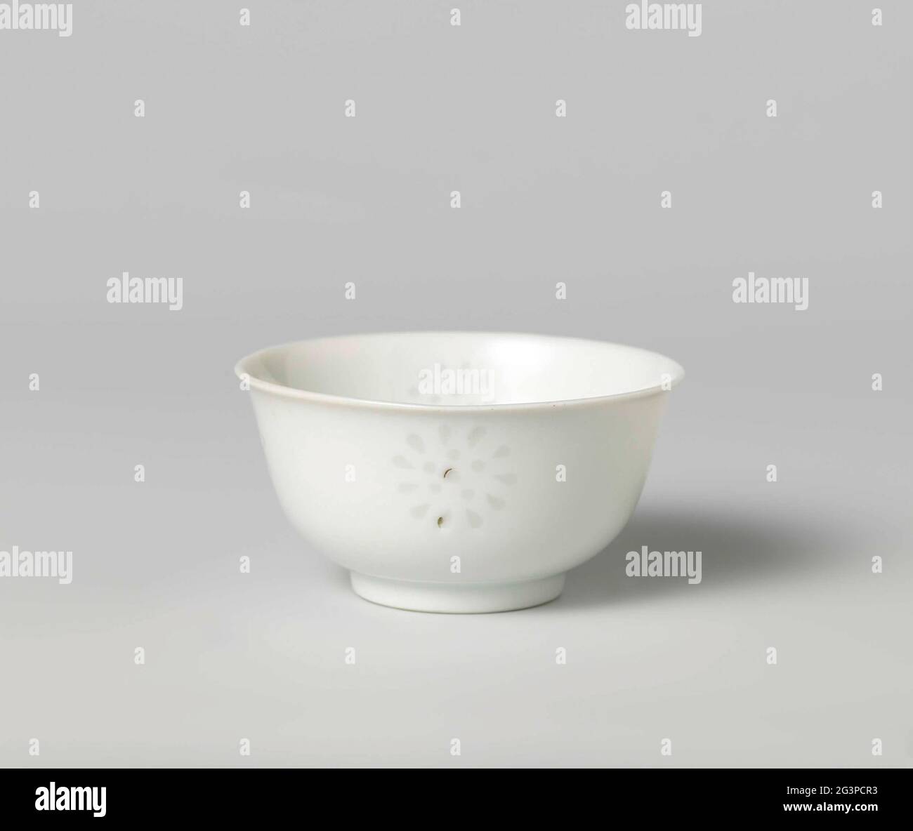 Translucent rice grain roundels hi-res stock photography and images - Alamy