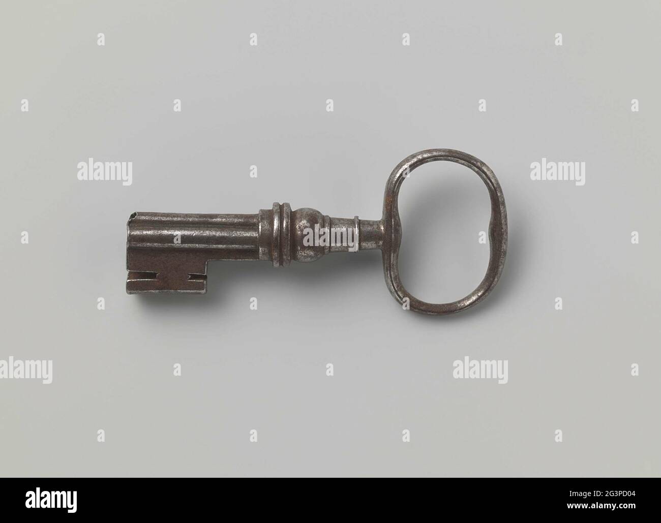 Slightly larger copper mounting plate hi-res stock photography and ...