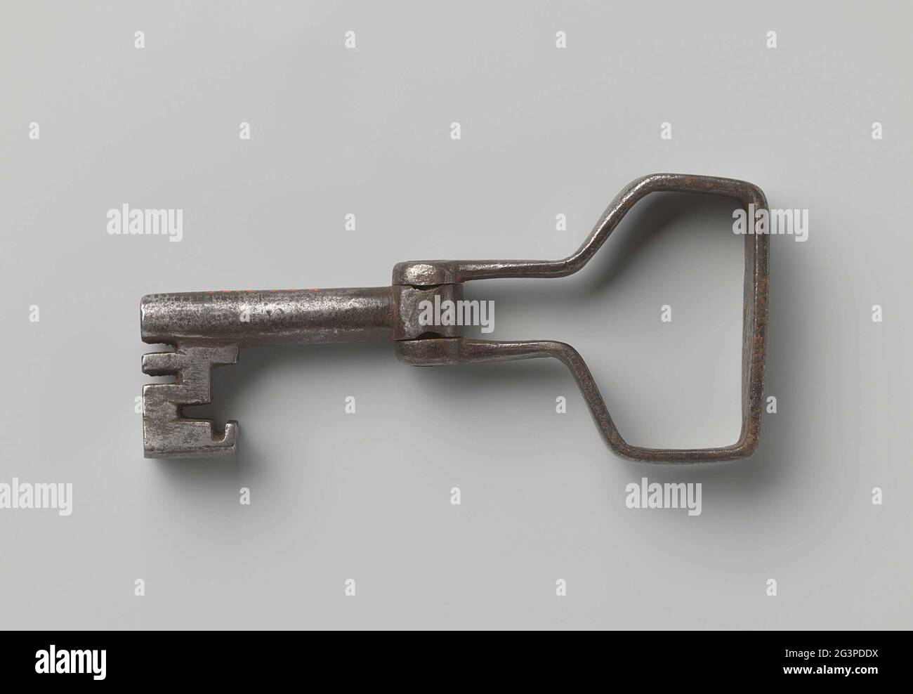 Folding key. Fold key whose wide handle over the beard and shaft can be ...