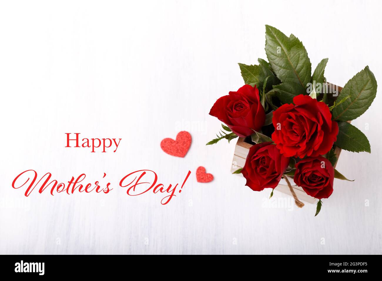 Red roses and hearts Stock Photo - Alamy