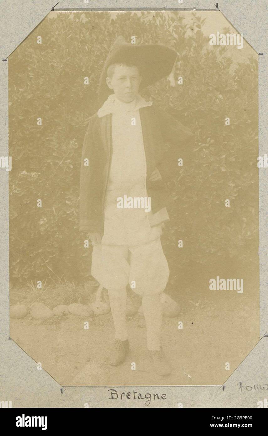 Breton boy hi-res stock photography and images - Alamy