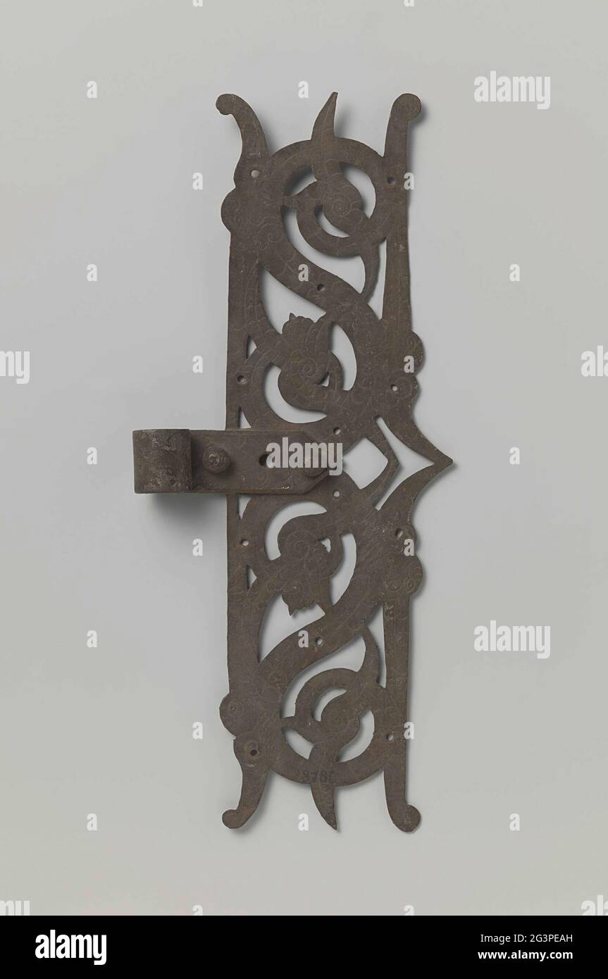 Handle handle with rank motifs. Handle handle handle. At the bottom of ...