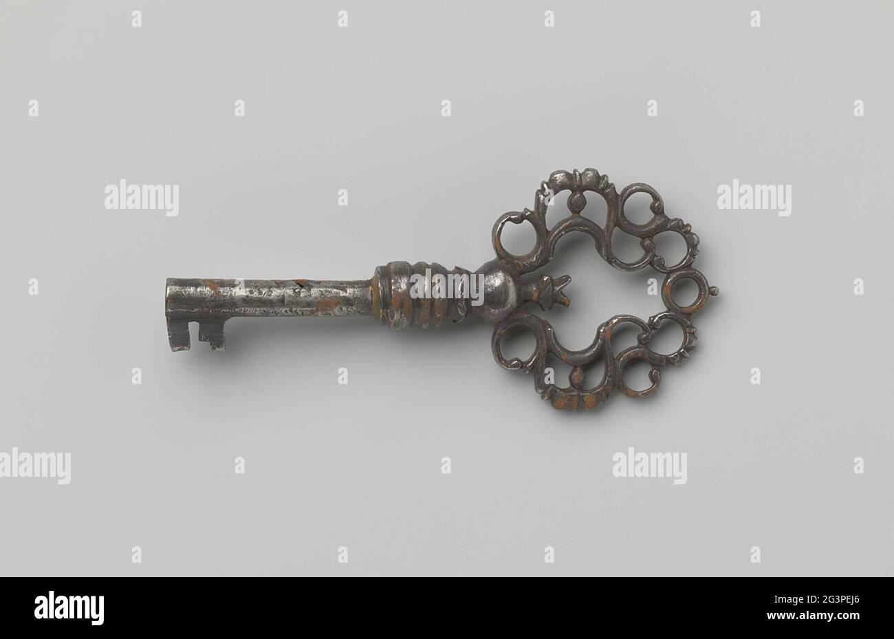 Pipe key. Pipe wrench whose round handle consists of stretched half ...
