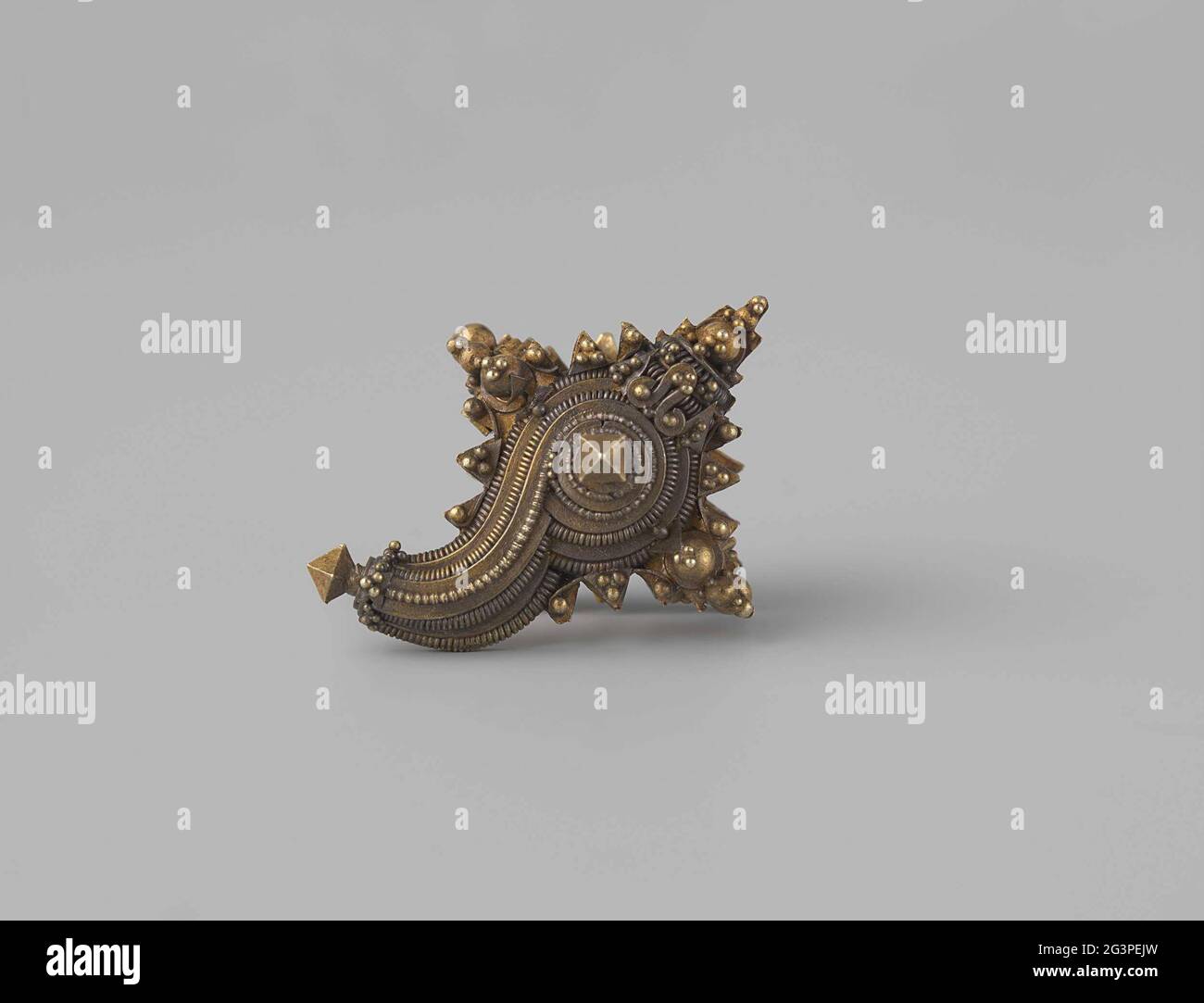 Ear shaped shell hi-res stock photography and images - Alamy