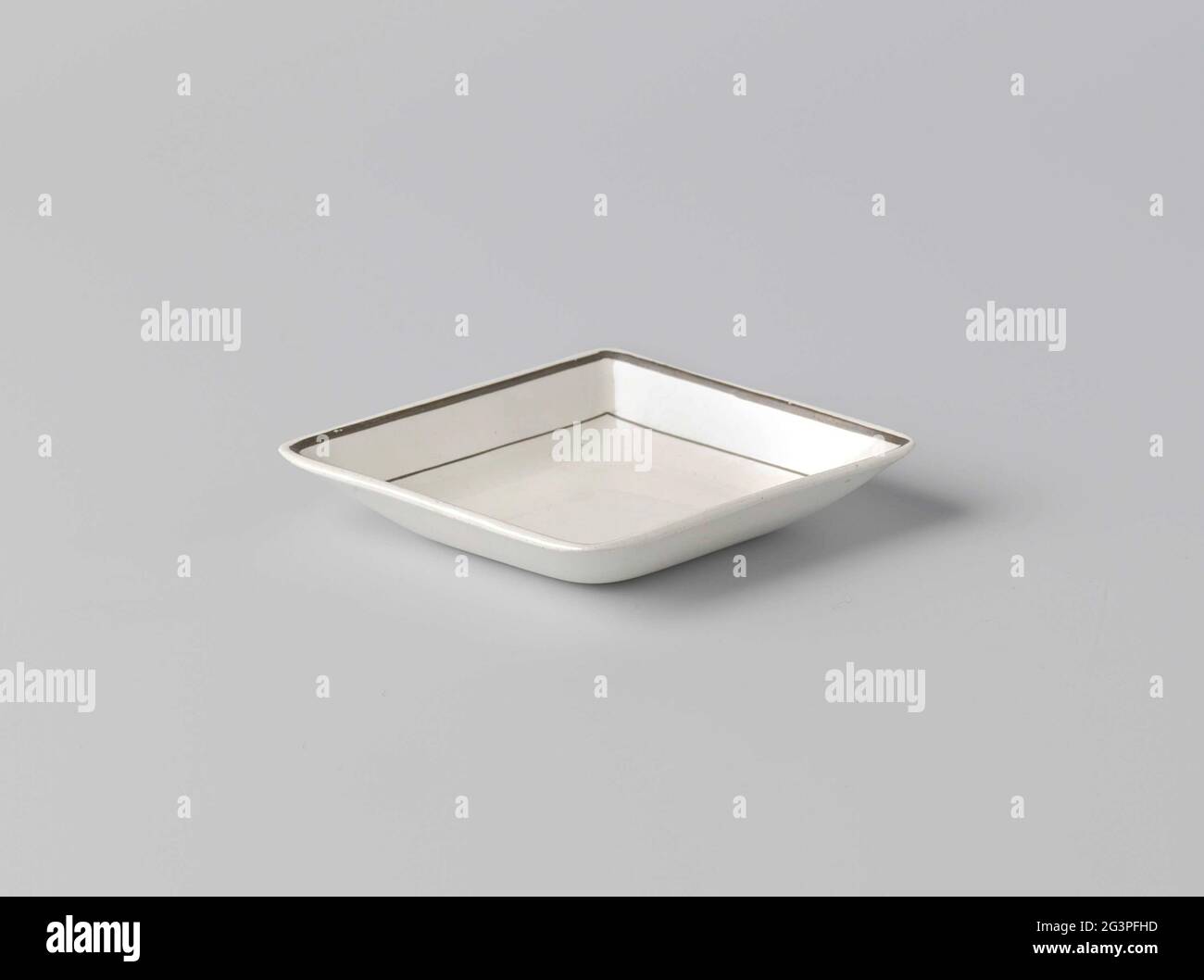 Diamond shaped dish of hard-baked pottery; Wedgwood creamware ...