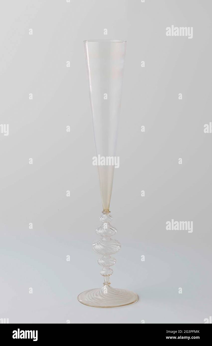 Hollow ribs hi-res stock photography and images - Alamy