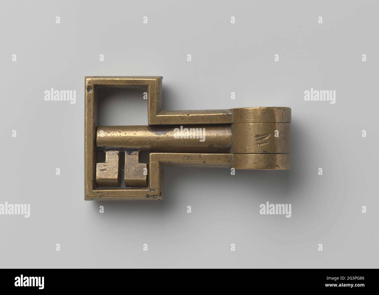 Folding key. Folding key whose handle overpipes and beard folds Stock ...
