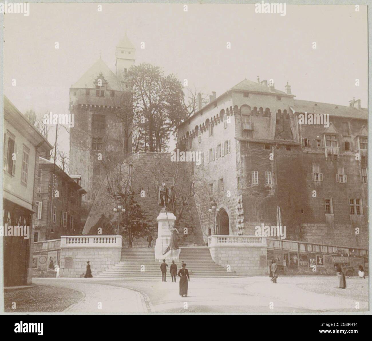 Chambery castle hi-res stock photography and images - Alamy