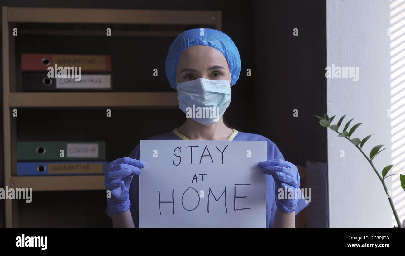 Nurse uniform hi-res stock photography and images - Alamy