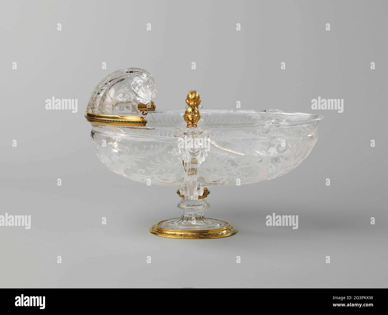 Standing Dish. By assembling objects from separate components, more ...