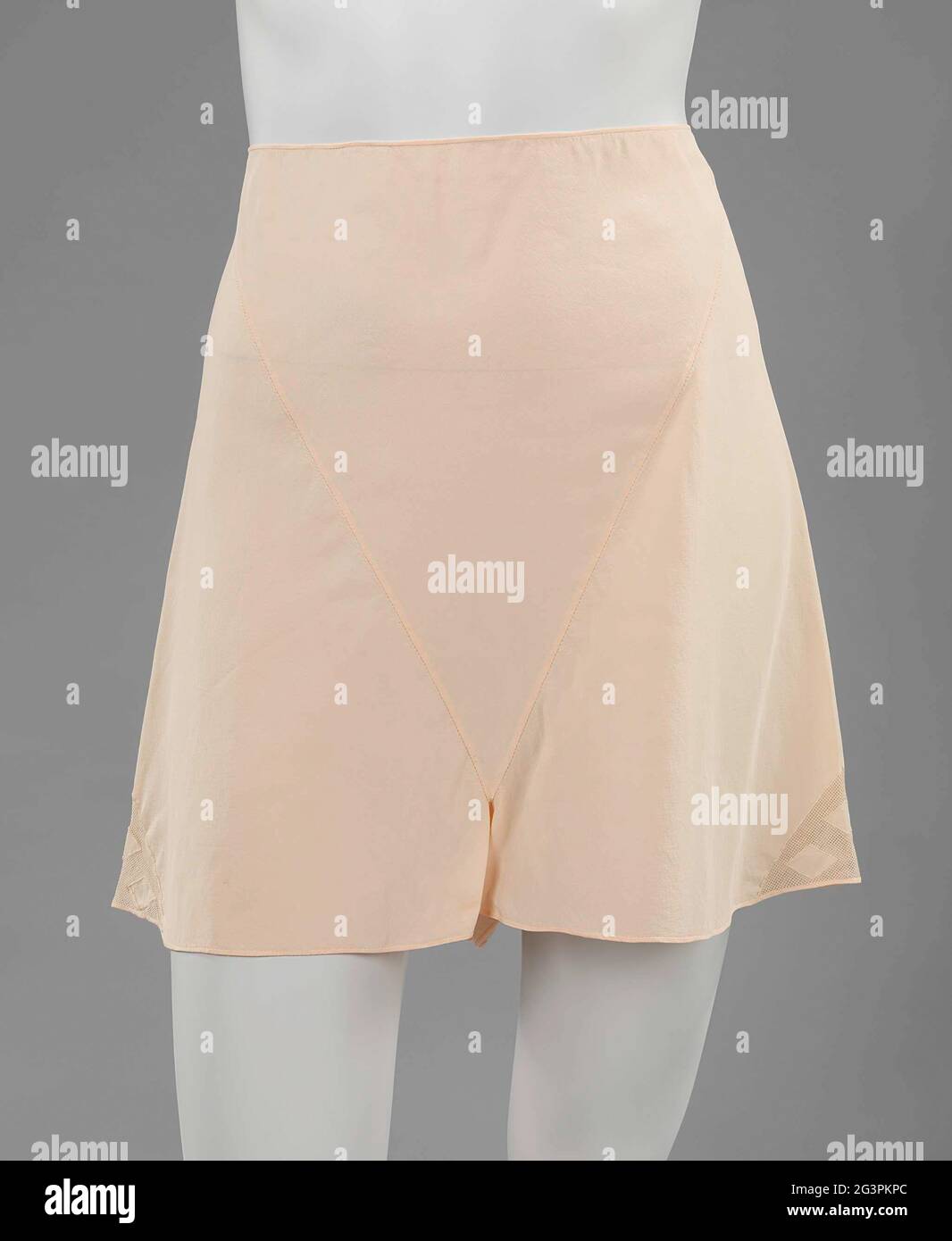 Directoire dress hi-res stock photography and images - Alamy