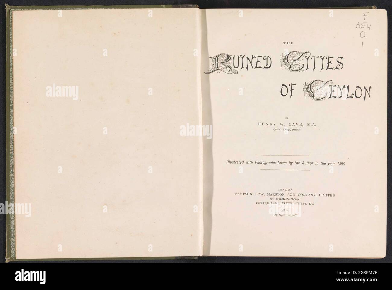 The ruined cities of Ceylon Stock Photo - Alamy