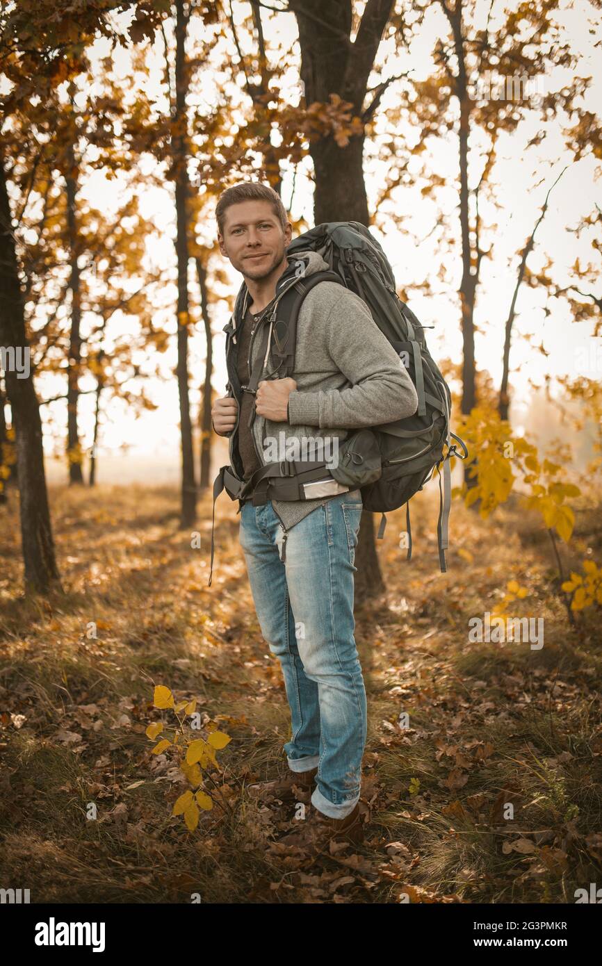 One person outdoors nature copy space hi-res stock photography and ...