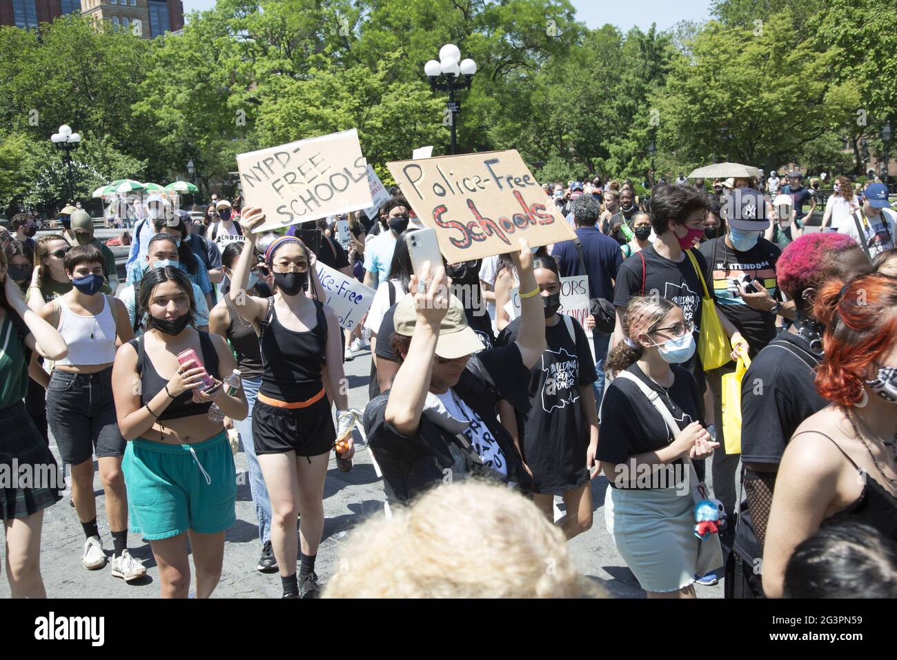 Police free schools new york city hi-res stock photography and images ...