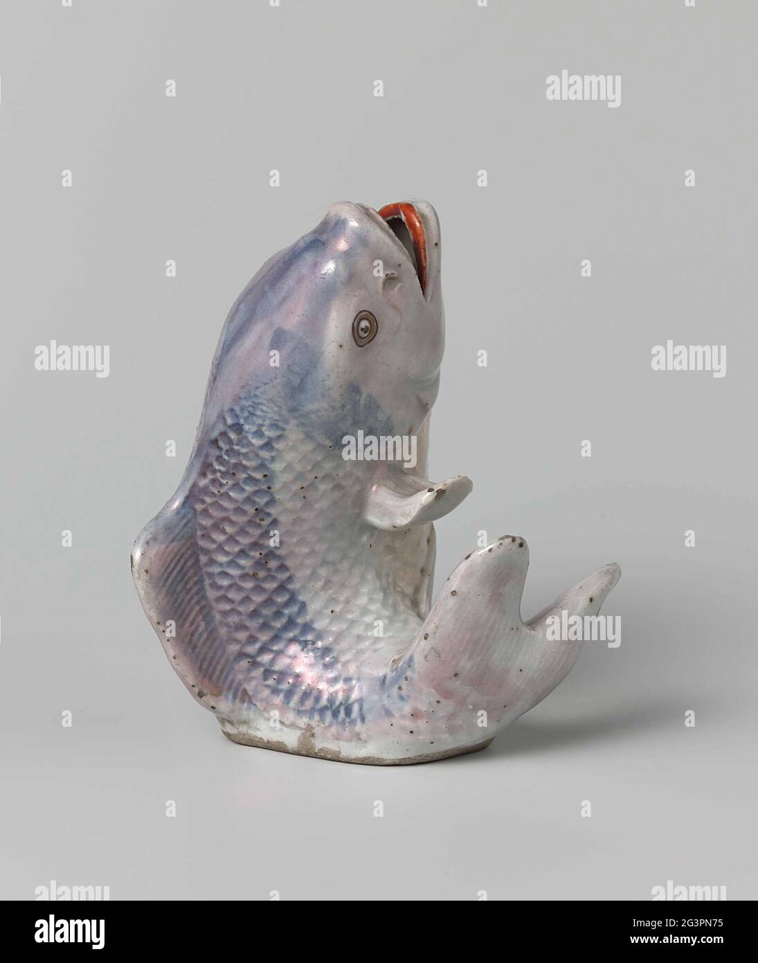 Carp leaping hi-res stock photography and images - Alamy