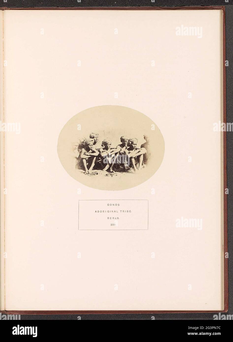 Group portrait of people with a gound origin from Berar; GOVEN ...