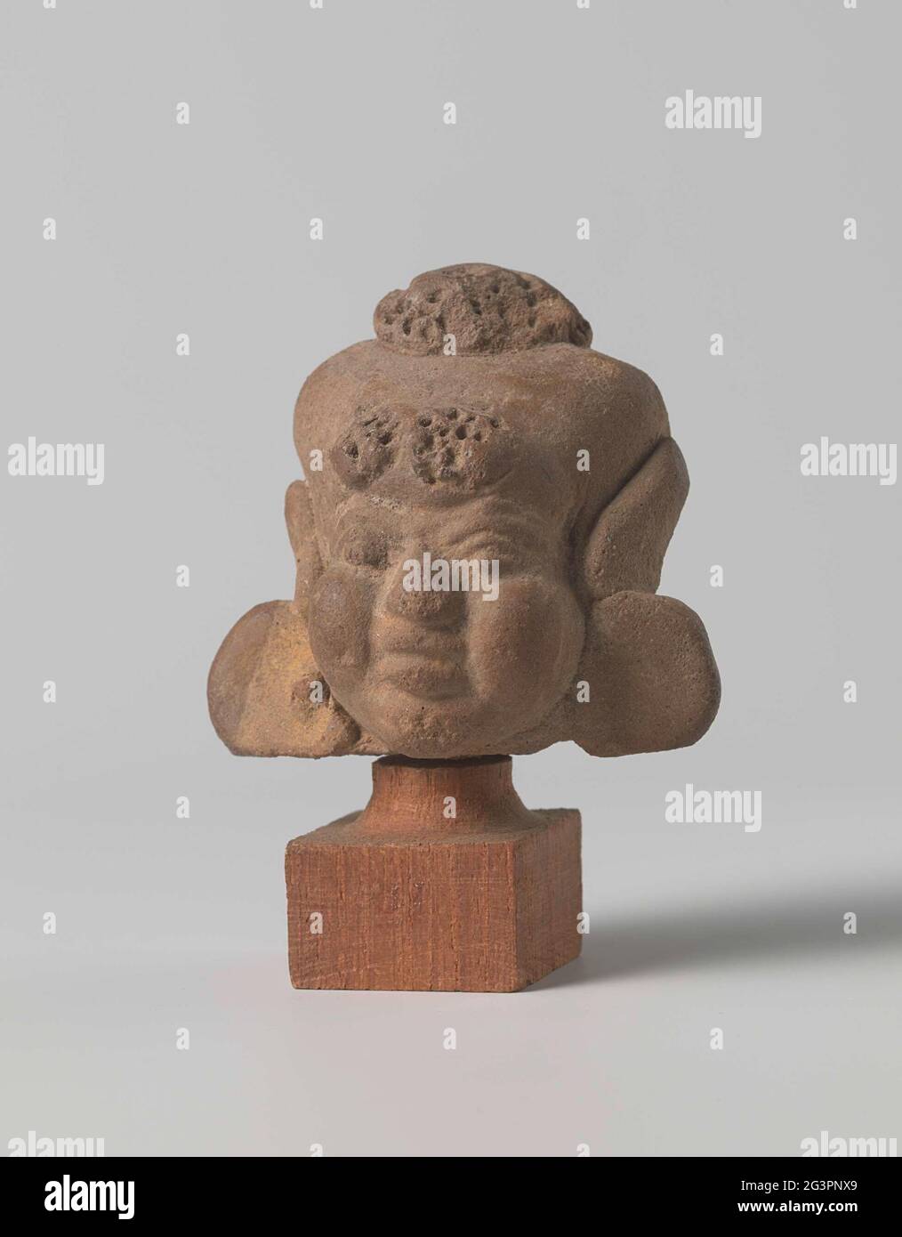 Convex cheeks hi-res stock photography and images - Alamy