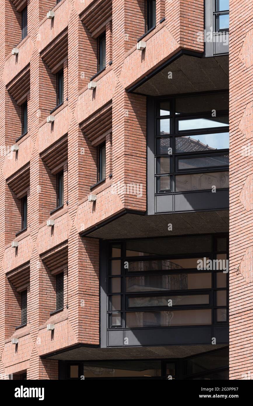 Vertical shot of a modern apartment building Stock Photo - Alamy