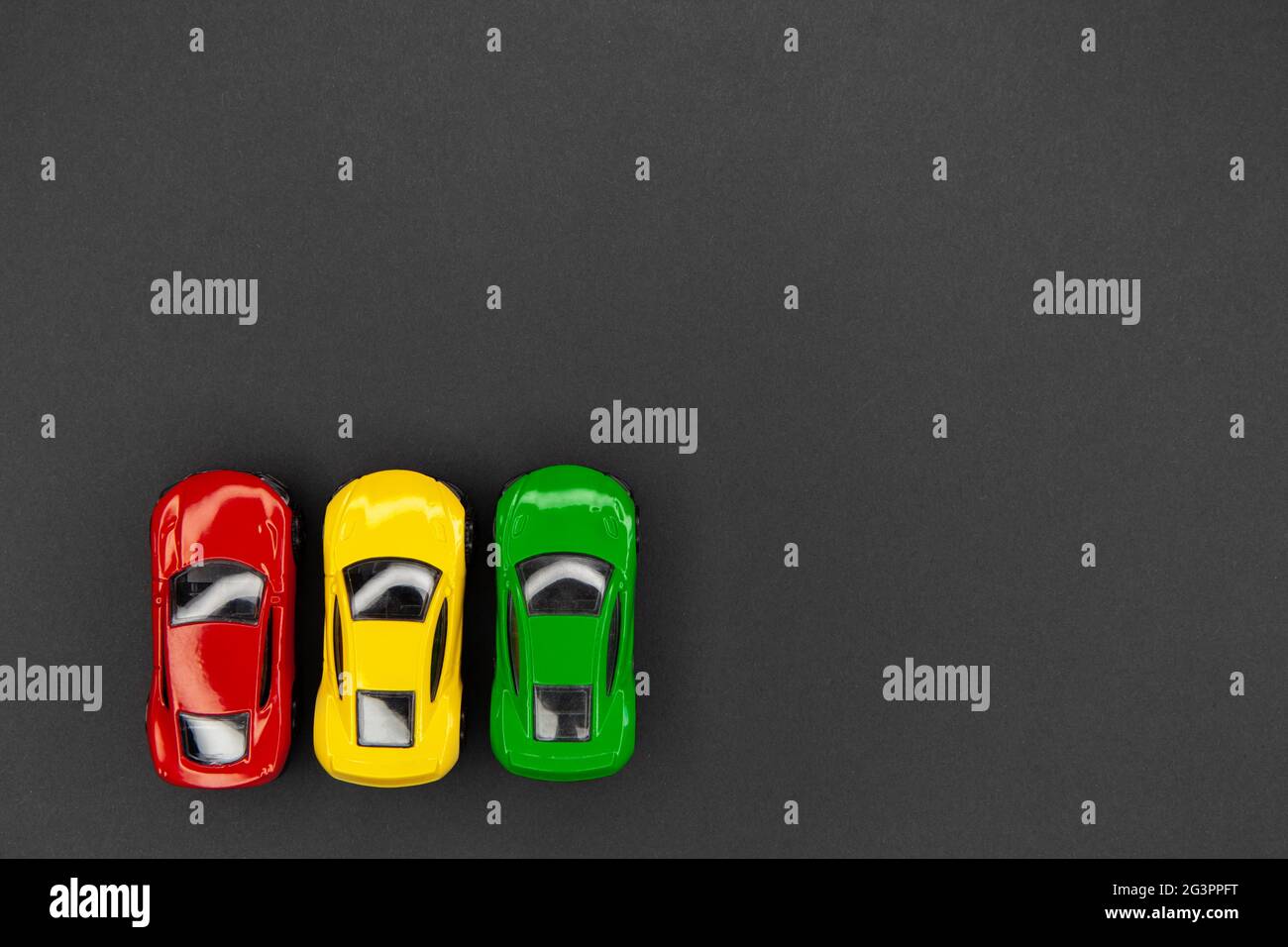 Red and yellow cars hi-res stock photography and images - Alamy