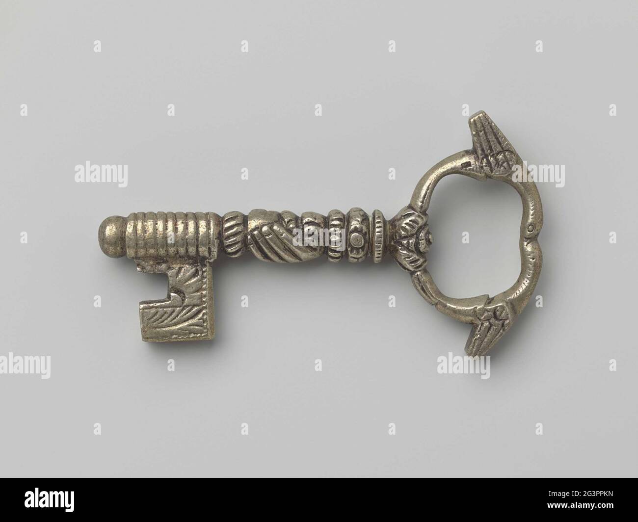 Key. Key whose eye is formed by two minister of turtle doves. The shaft ...