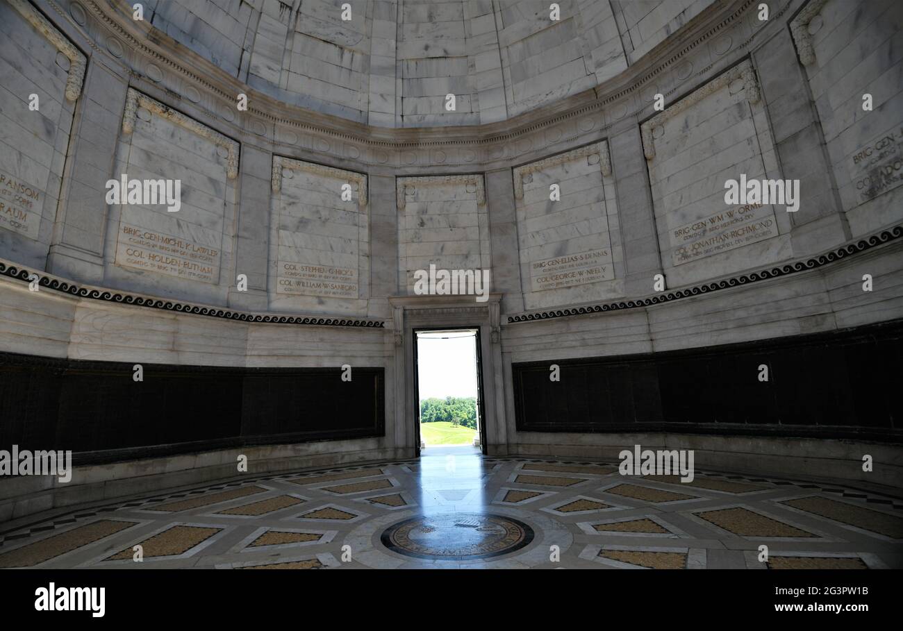 The Illinois Monument, Vicksburg National Military Park Stock Photo - Alamy