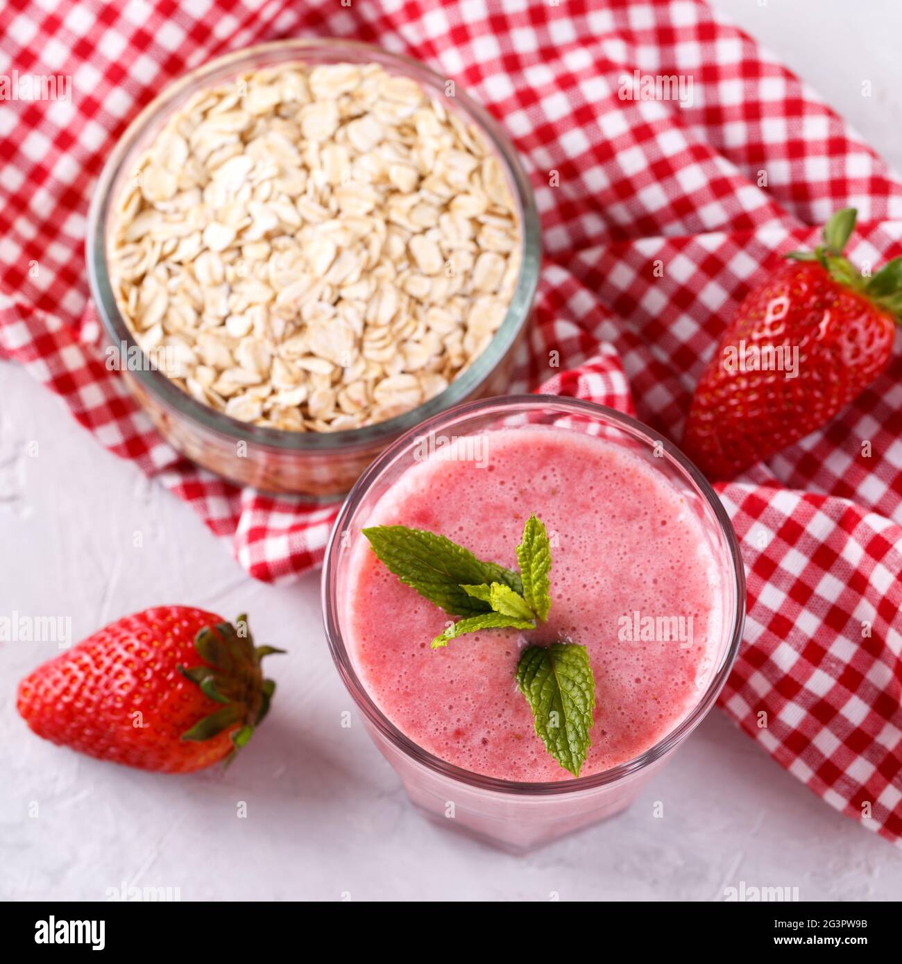 Smoothie milkshake hi-res stock photography and images - Alamy