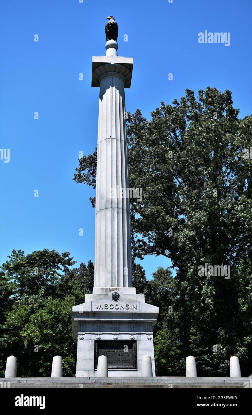 The Wisconsin Monument in the Vicksburg National Military Park Stock ...