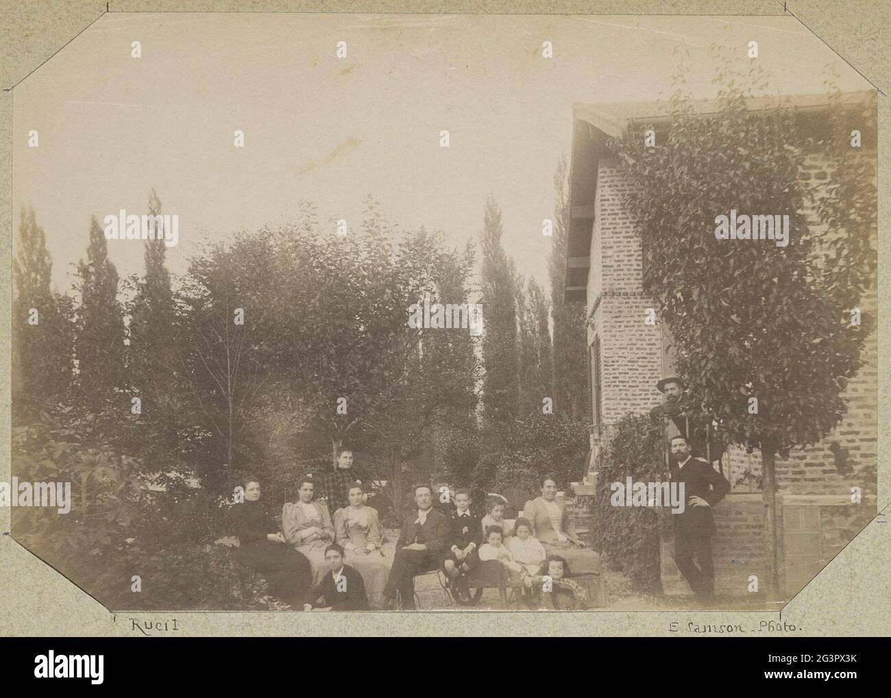 Family Photos 1900 High Resolution Stock Photography and Images - Alamy