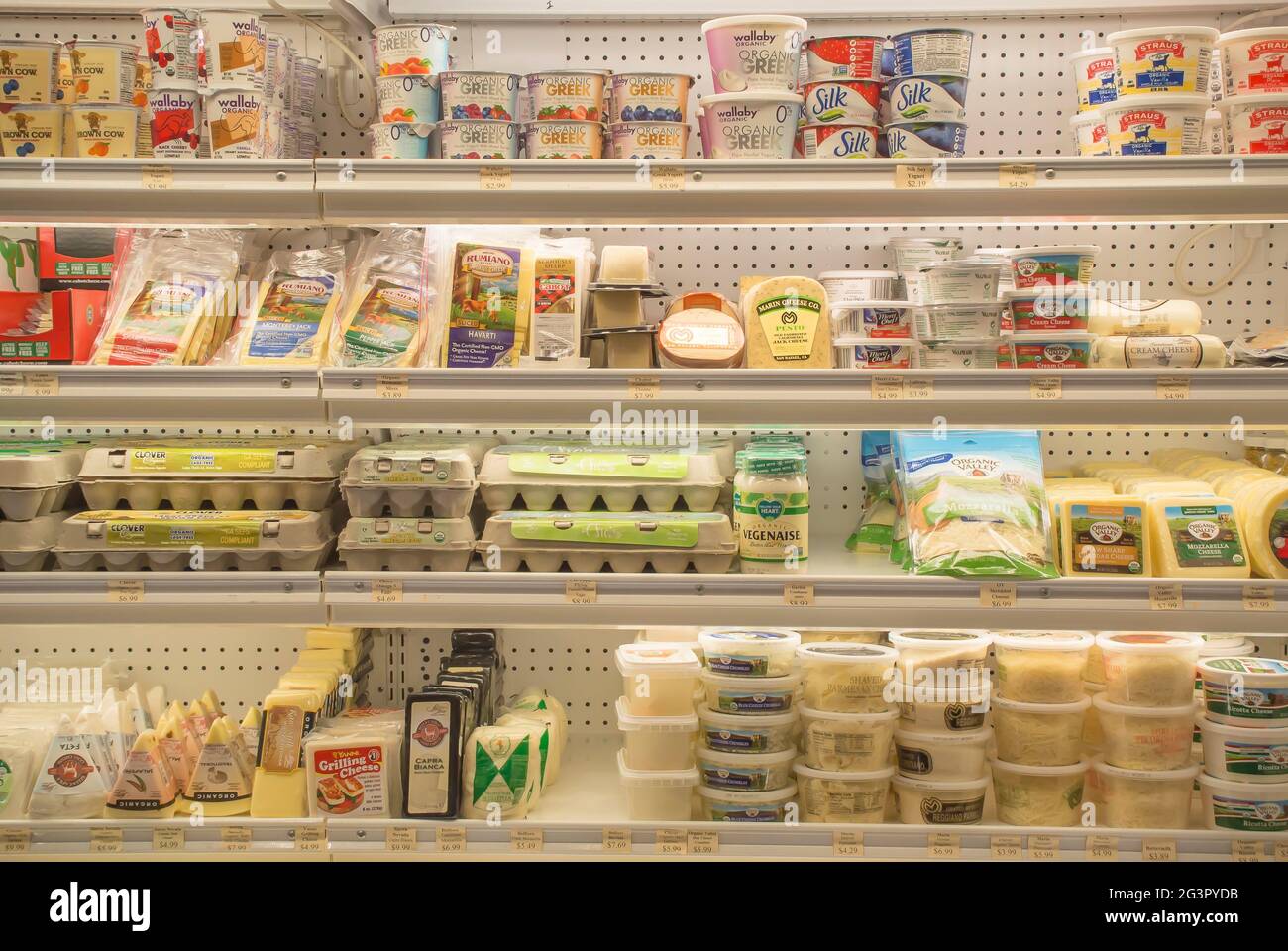 Packaged dairy products hi-res stock photography and images - Alamy