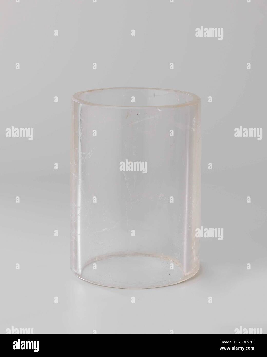 Rock crystal cylinder hi-res stock photography and images - Alamy