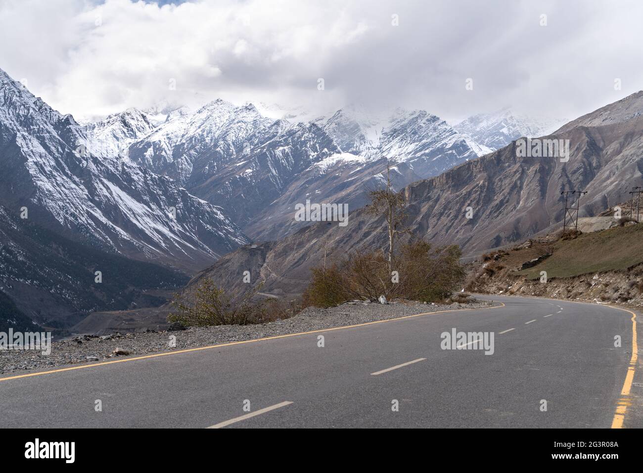 The highway road in Jammu and Kashmir Stock Photo - Alamy